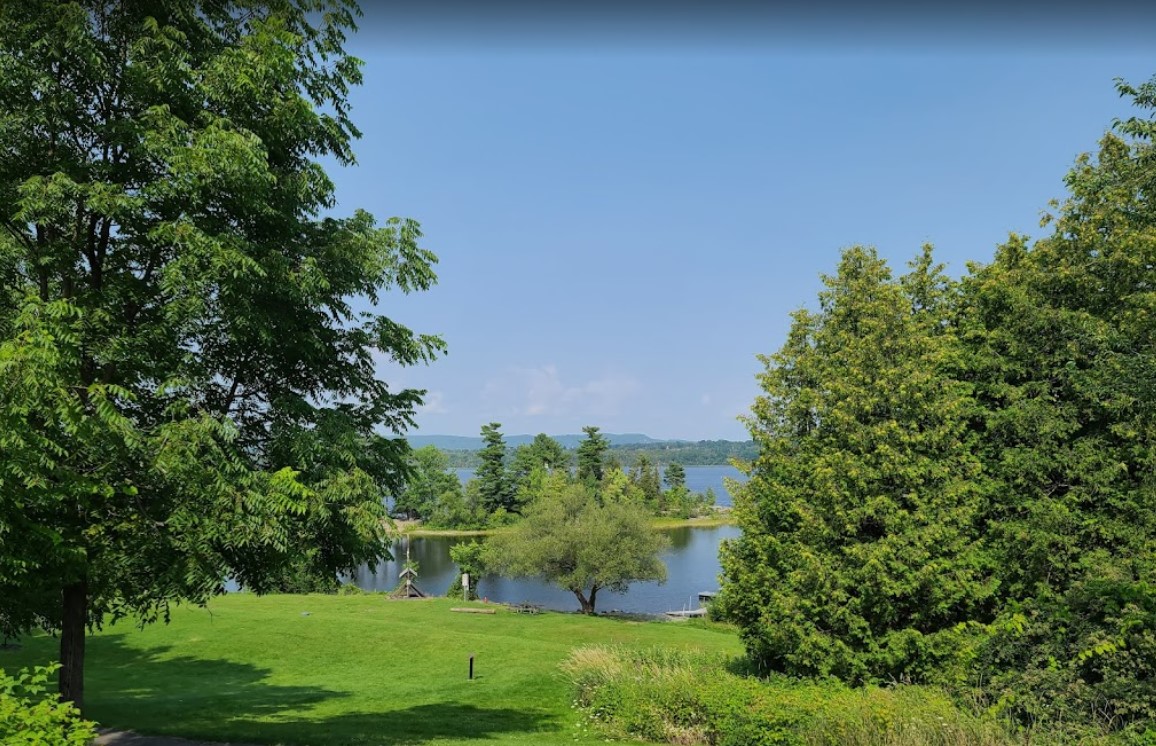 Dunrobin | Christine Hauschild Team
